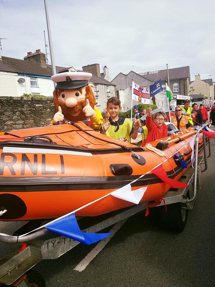 Holyhead lifeboat leads the way at festival | RNLI