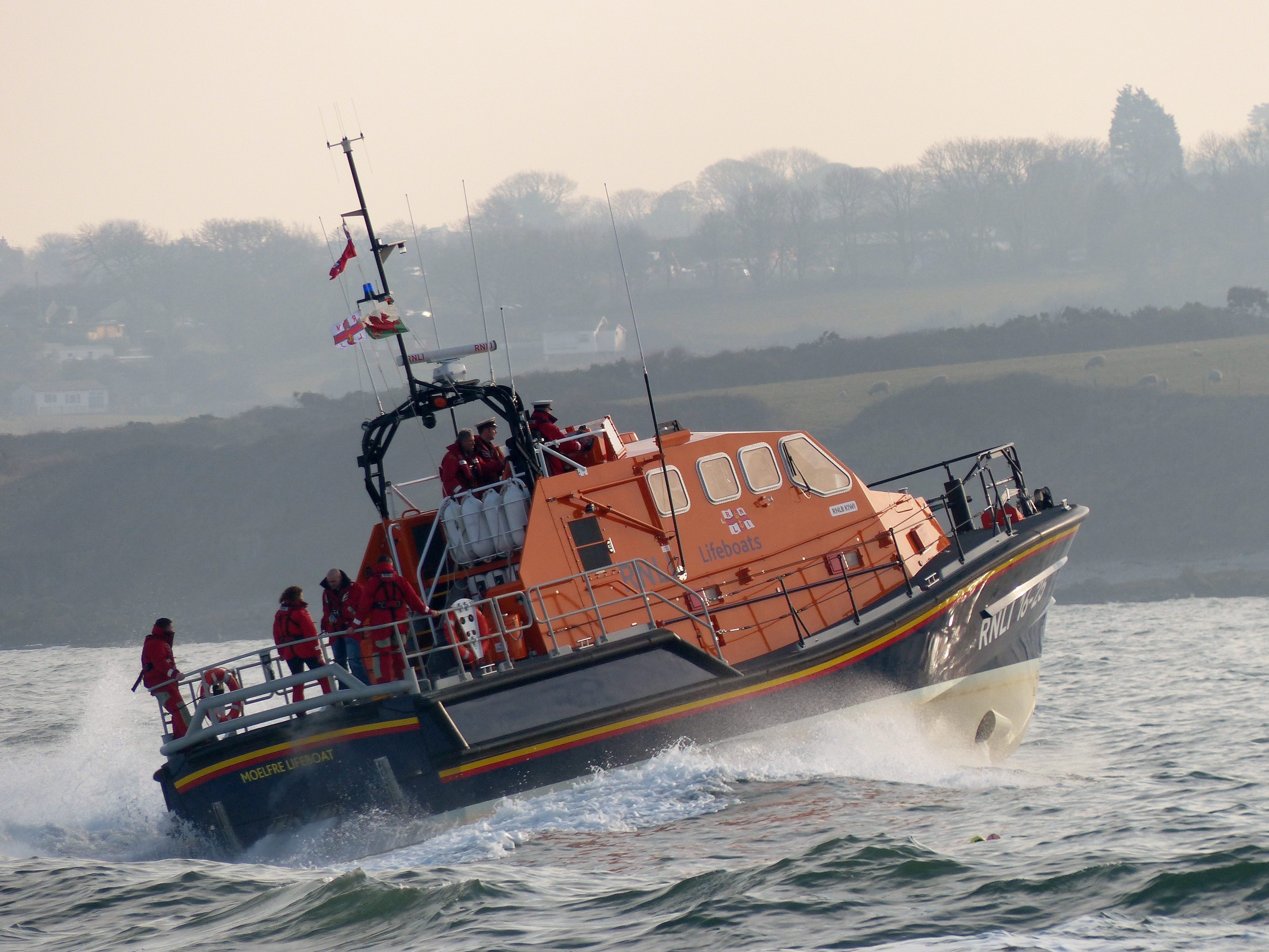 Moelfre and Holyhead RNLI work together to assist vessel in gale force ...