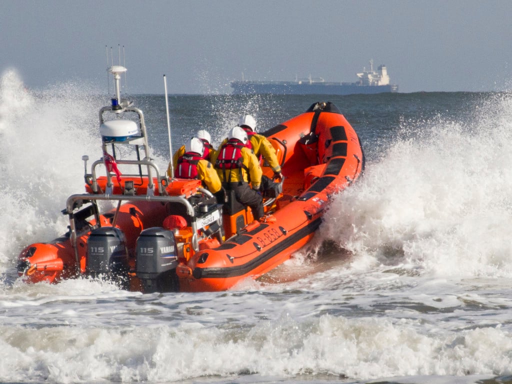 Laser attack on Redcar RNLI crew | RNLI