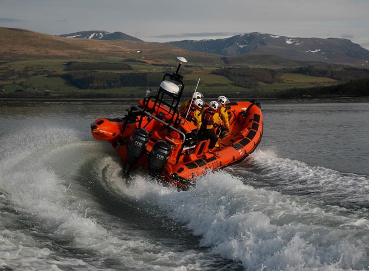 Beaumaris lifeboat volunteers launch to assist a 32 foot motor vessel ...