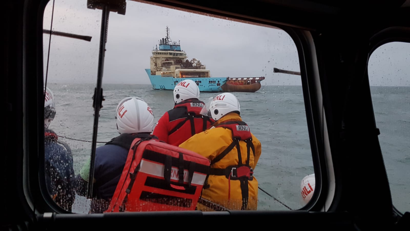 Aberdeen Lifeboat in medical evacuation of crewman from offshore ...