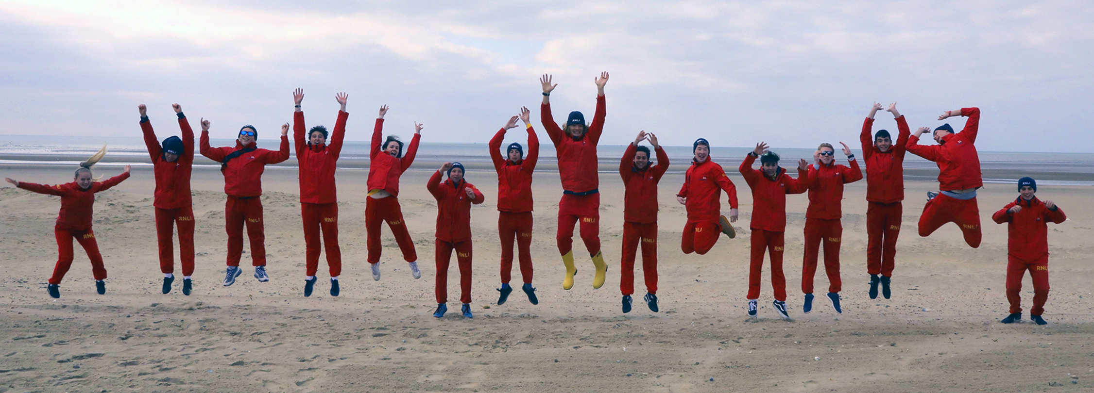 25 RNLI Lifeguards, dedicated and full of energy, are ready for the ...