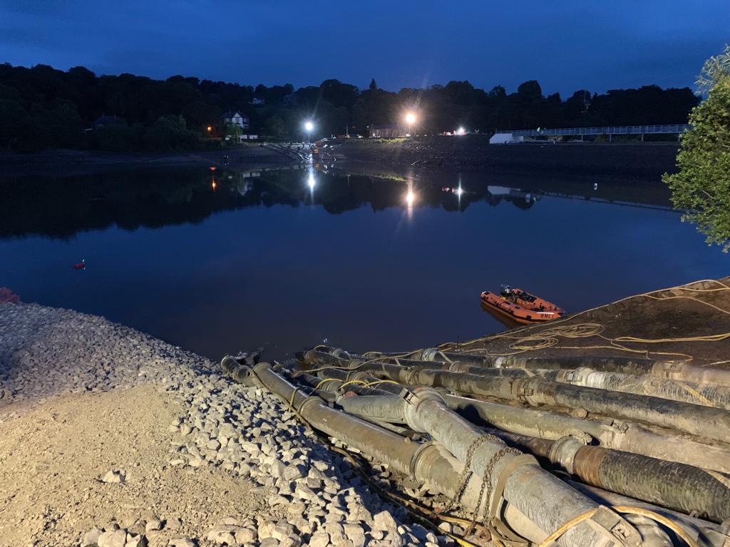 Porthcawl RNLI volunteer offers assistance at Whaley Bridge | RNLI