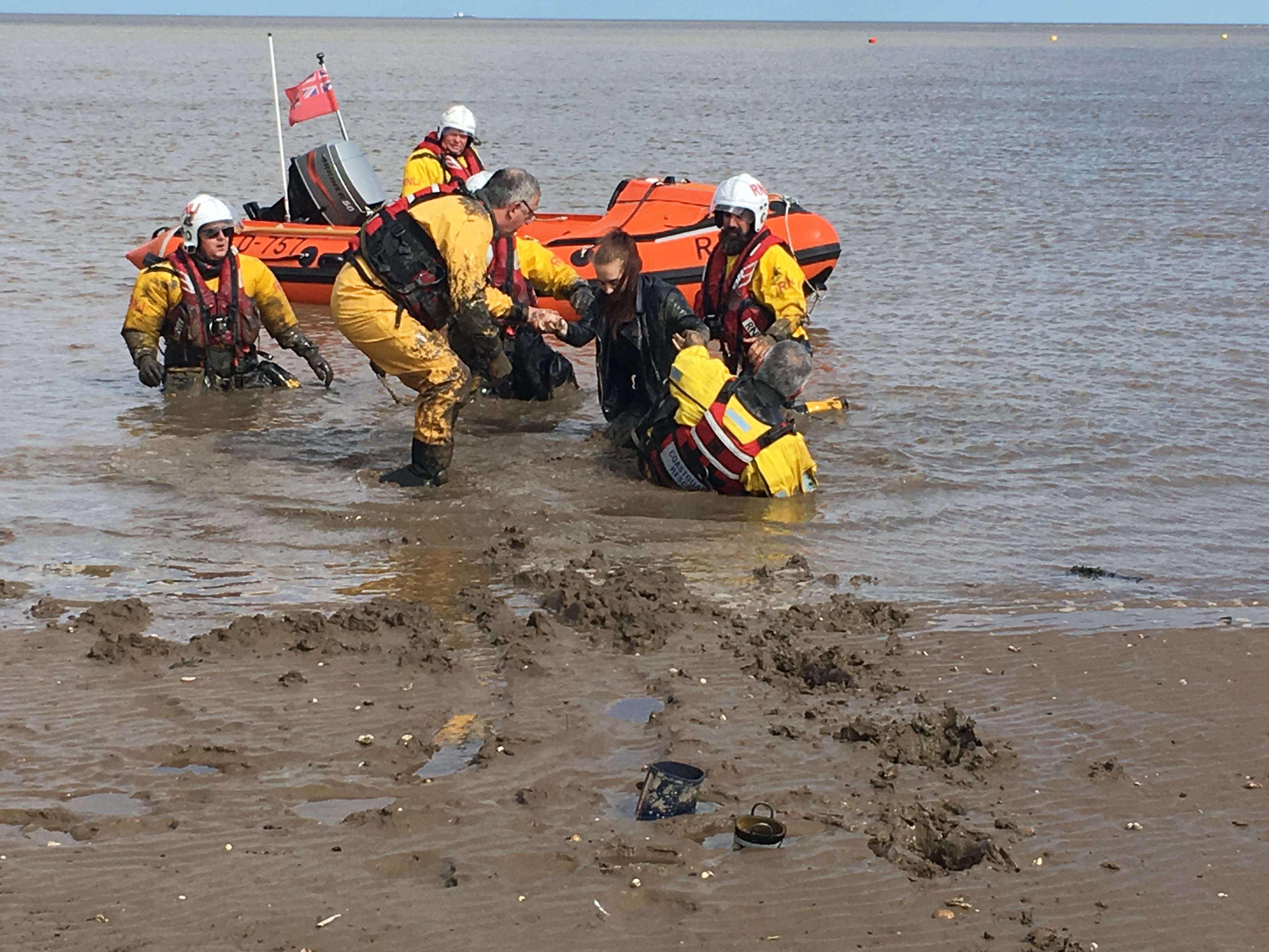 Cleethorpes Lifeboat rescues two from mud and incoming tide | RNLI