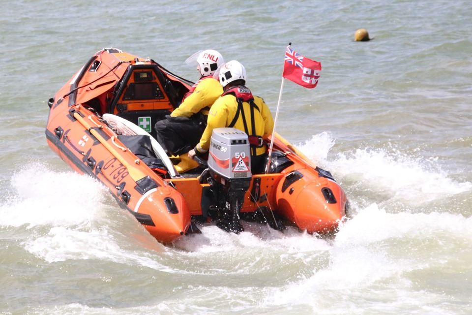 Four people taken to safety by the Sheerness RNLI Lifeboat | RNLI