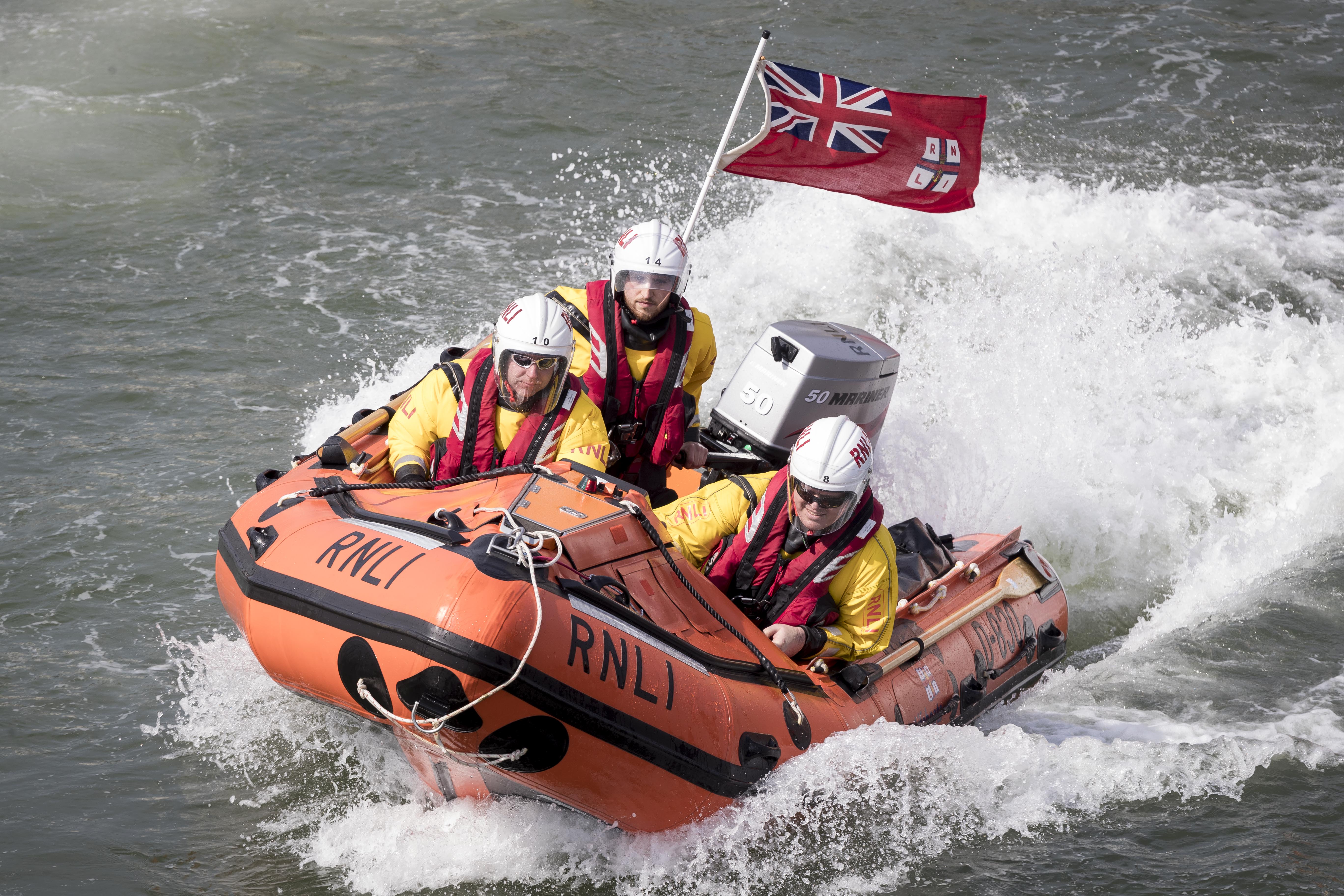 Aberdeen Lifeboat launches to aid surfer off Aberdeen beach | RNLI