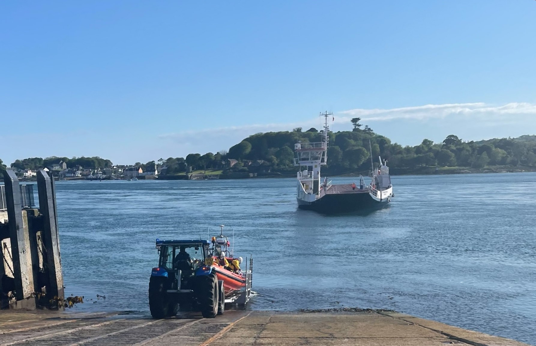 Portaferry RNLI launch to speedboat with four people on board | RNLI