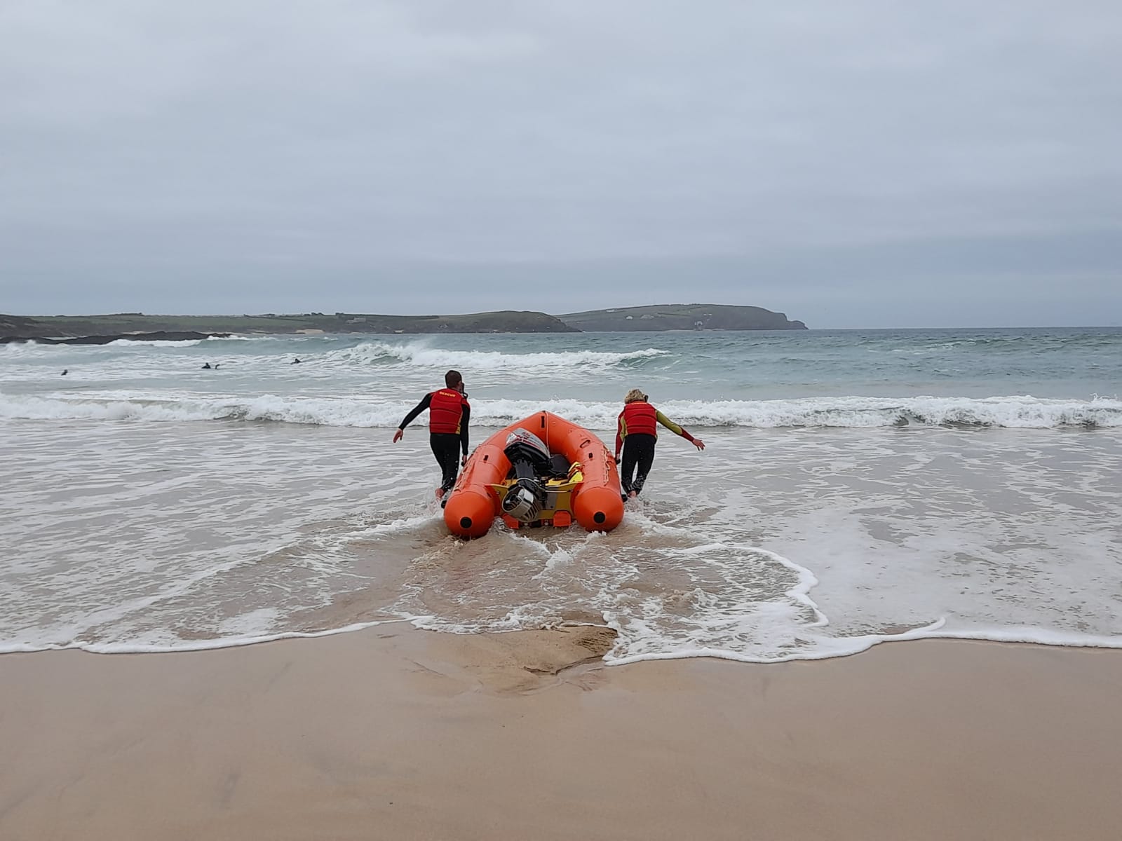Harlyn RNLI lifeguards rescue 13-year-old boy swept out to sea | RNLI