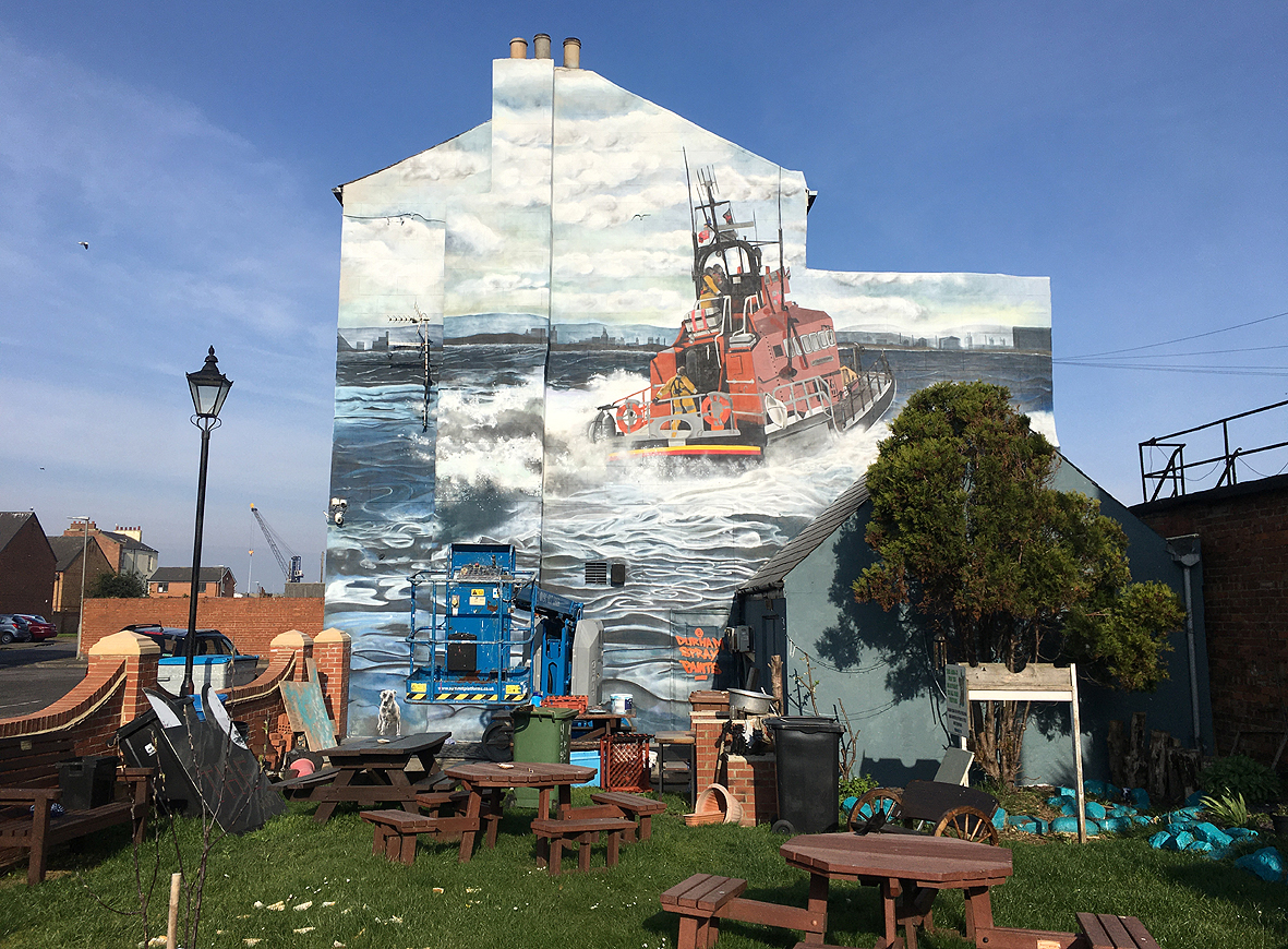 Hartlepool RNLI mural completed | RNLI