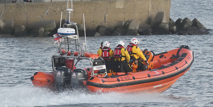 Hartlepool RNLI assist Coastguard team at North Gare incident. | RNLI