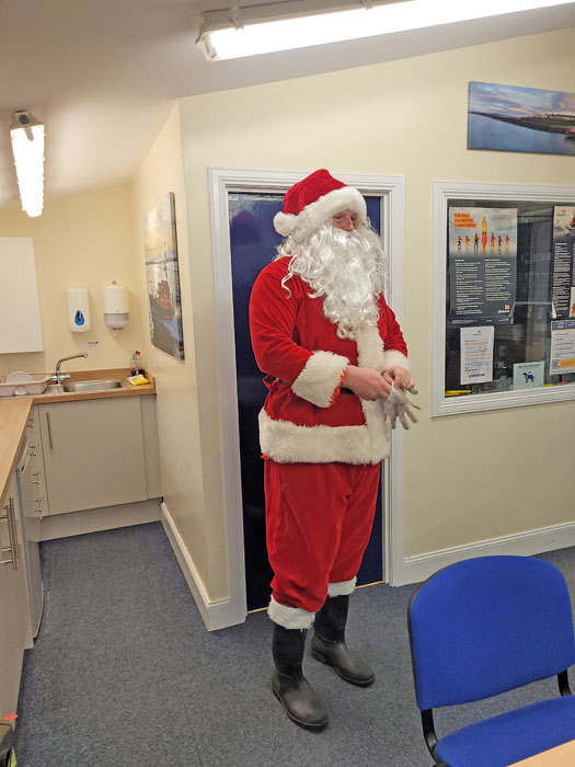 Seahouses lifeboat crew come to Santa’s aid to visit Seahouses First ...