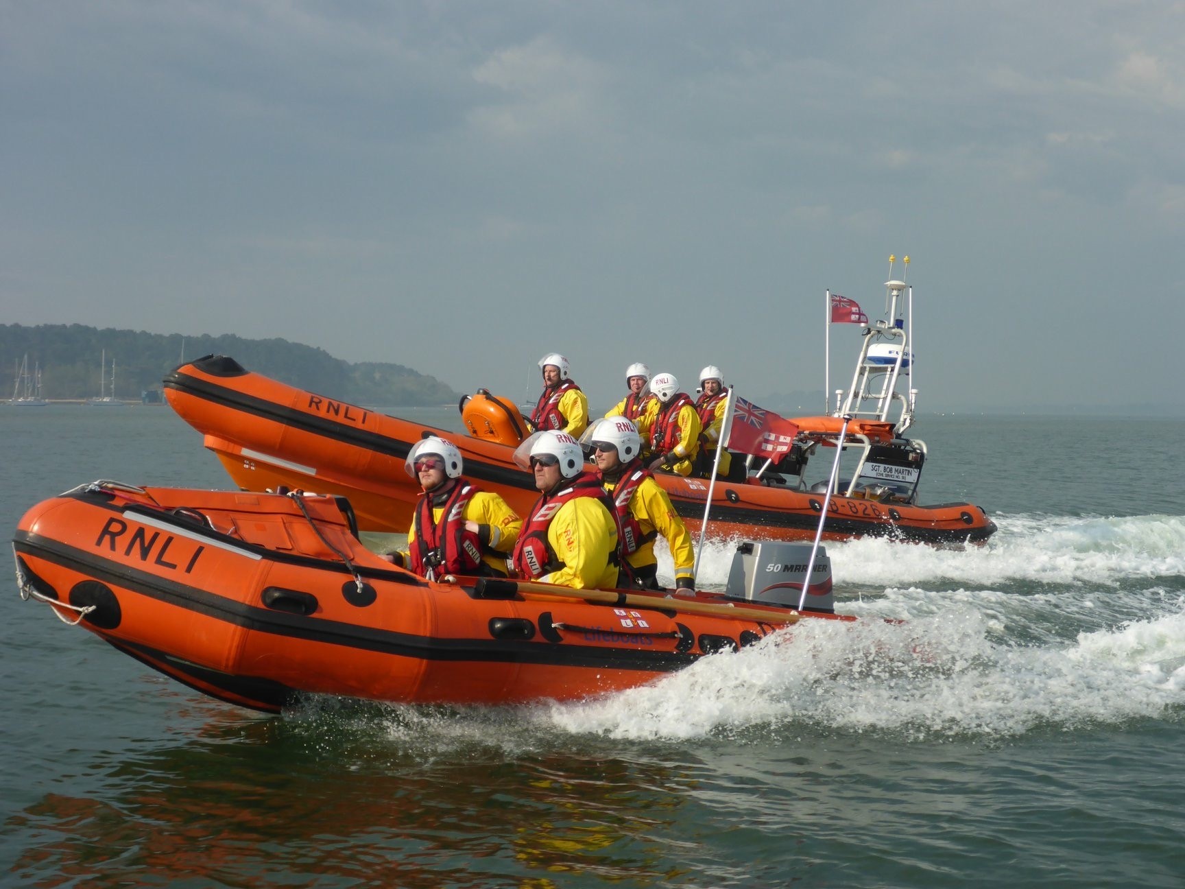 Multiple RNLI lifeboats in search for missing paddleboarders | RNLI
