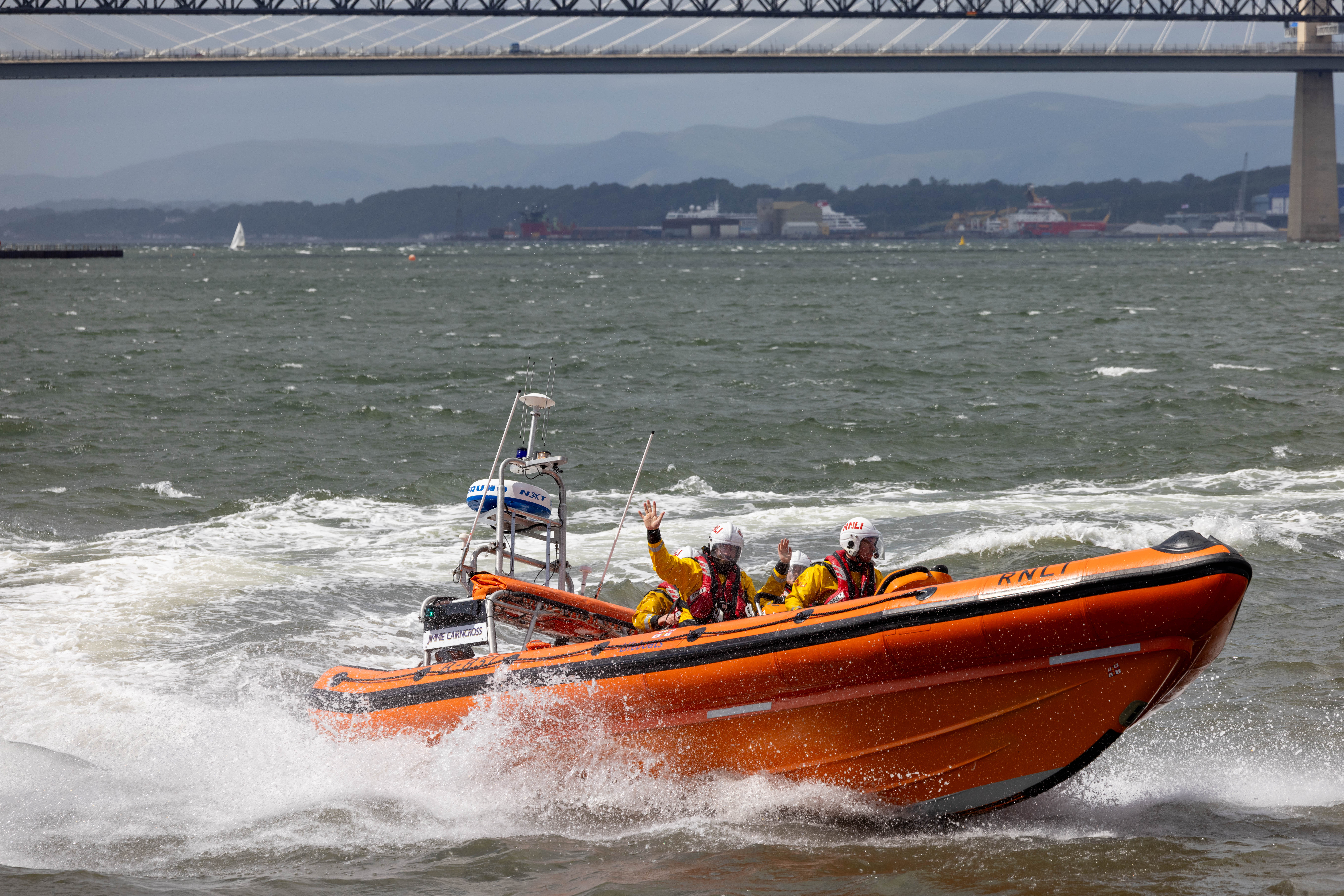 Queensferry RNLI Open Day raises over £3000 in vital funding for the ...