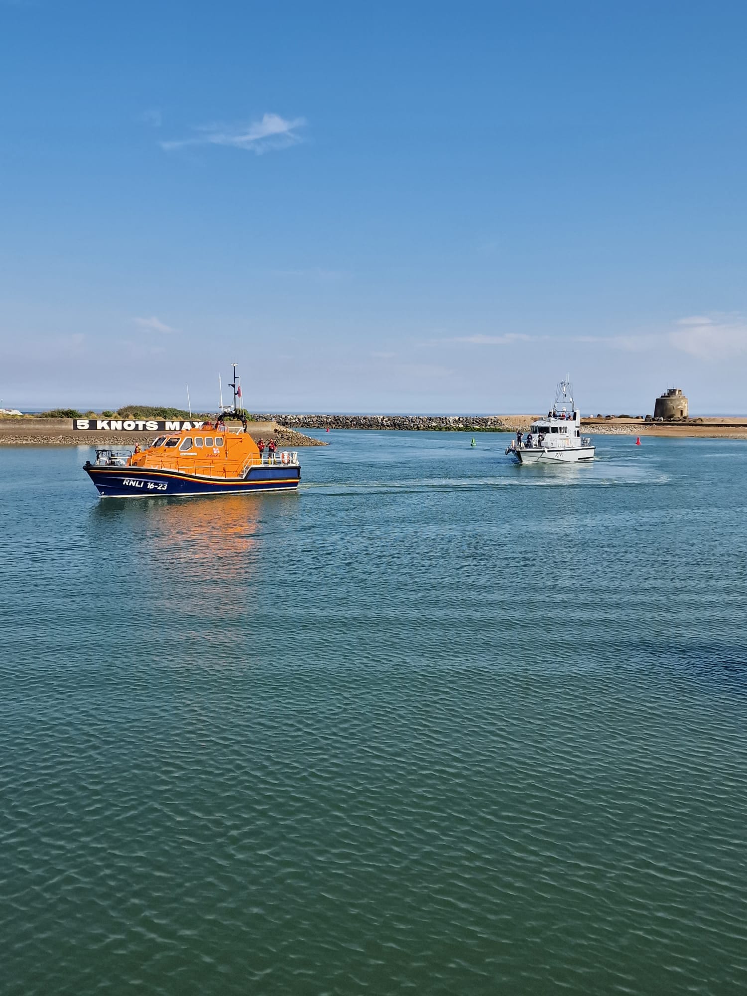 Eastbourne RNLI train with the Royal Navy | RNLI