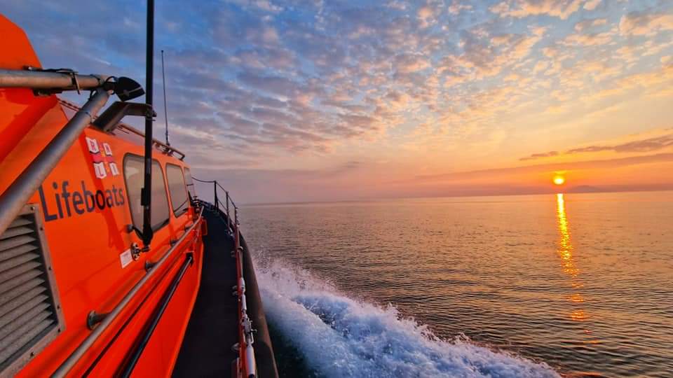 Girvan Lifeboat responds to 999 call | RNLI