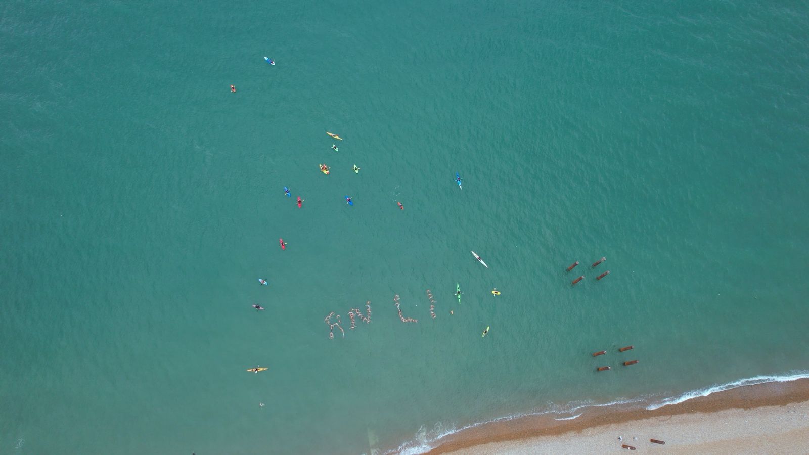 Brighton RNLI urges beachgoers to stay vigilant | RNLI