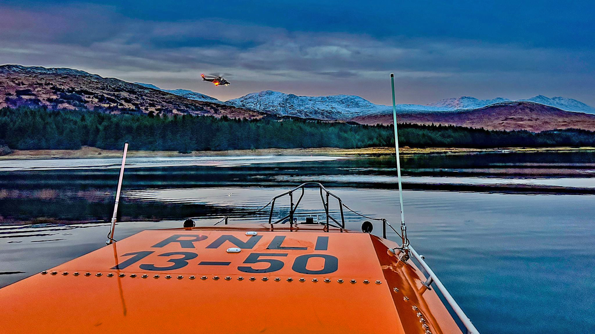 Joint operation to help injured cyclist | RNLI