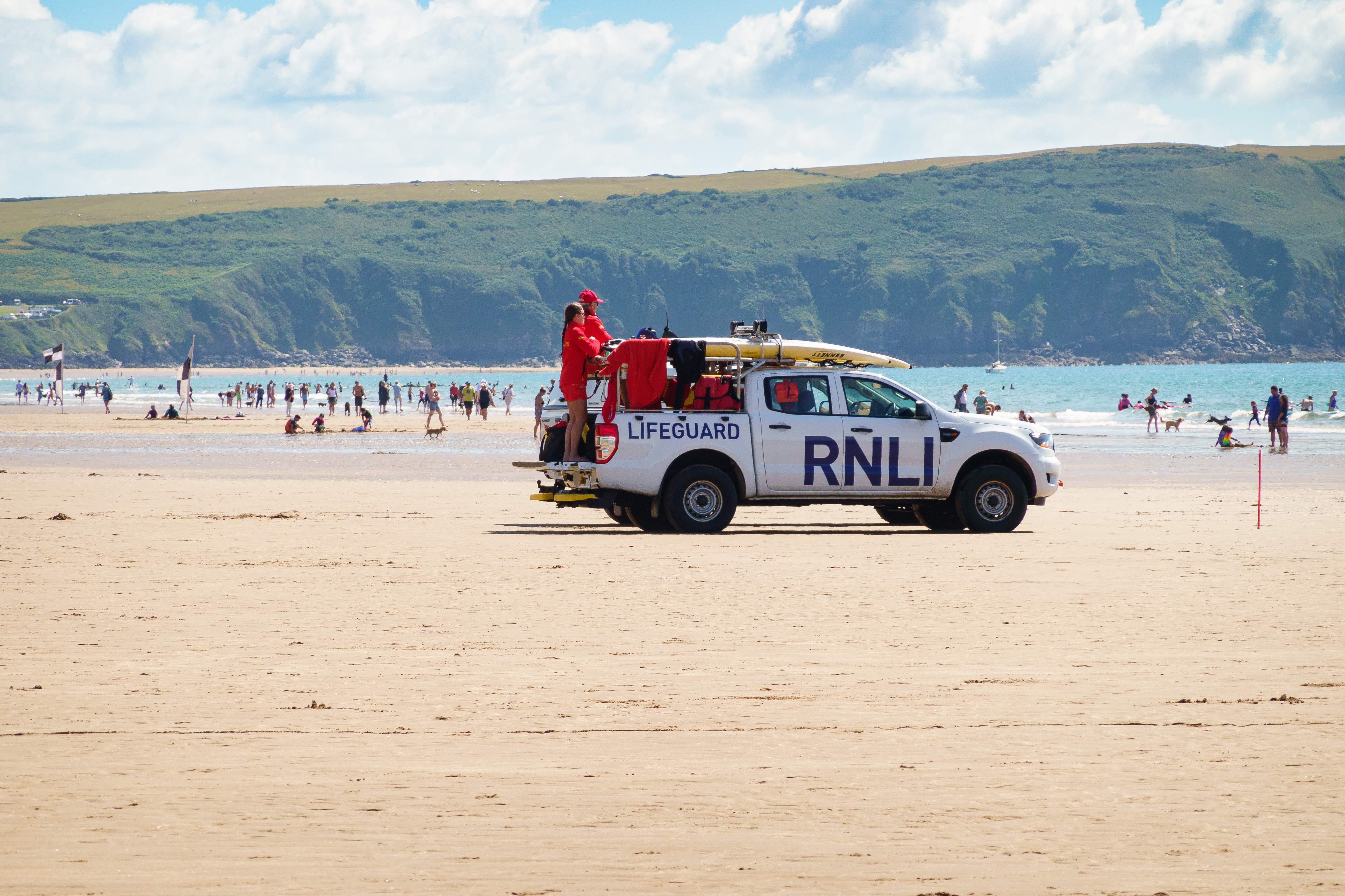 RNLI issues safety advice during hot weather spell | RNLI