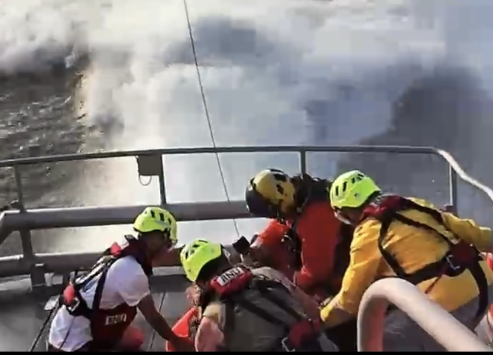 Shoreham RNLI rescues diver with suspected decompression sickness | RNLI