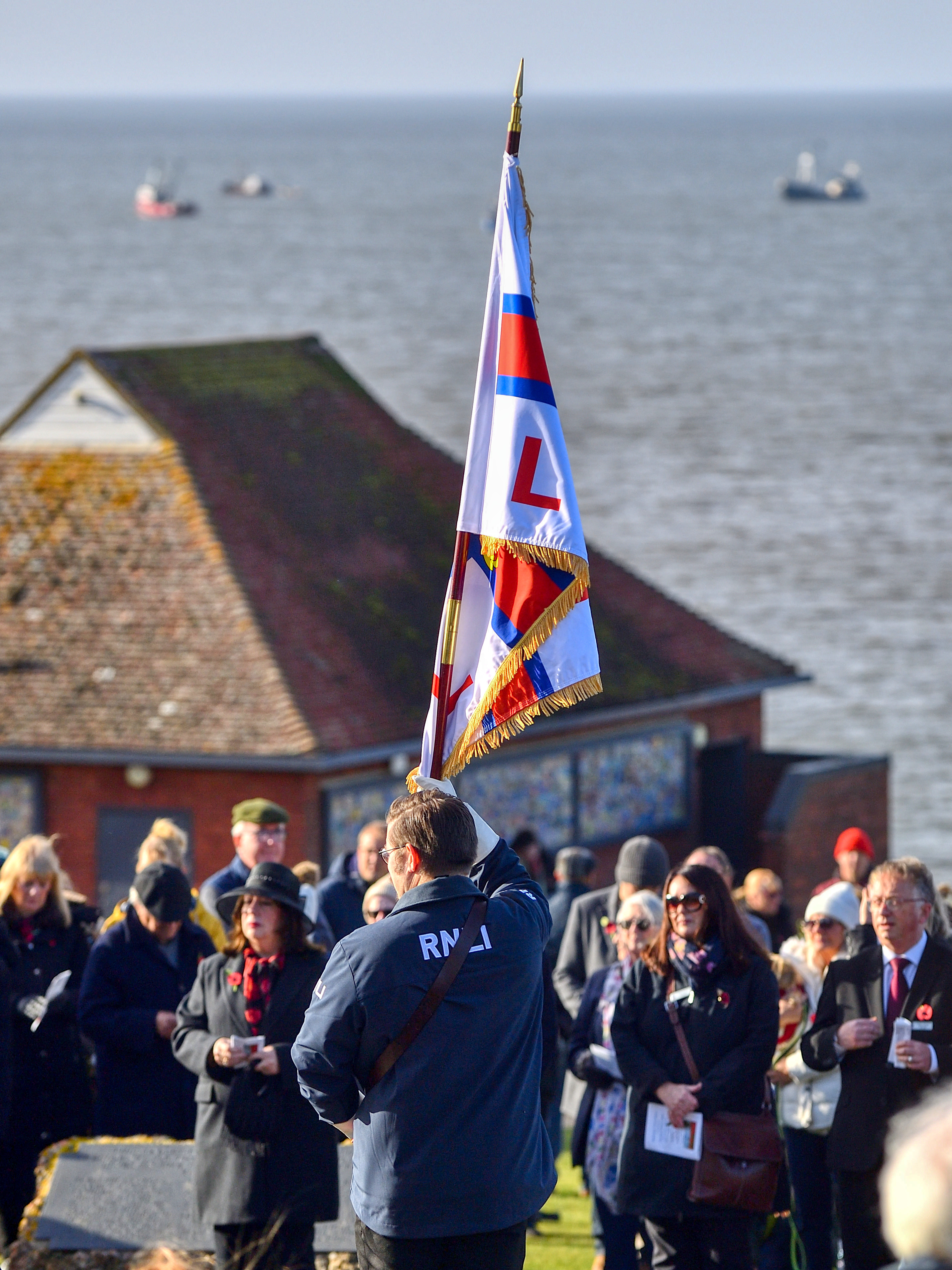 Hunstanton RNLI crew take part in moving Remembrance day | RNLI