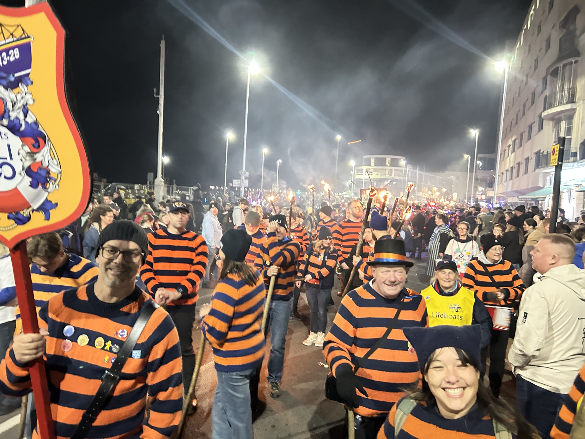Hastings RNLI volunteers help bonfire night go with a bang | RNLI