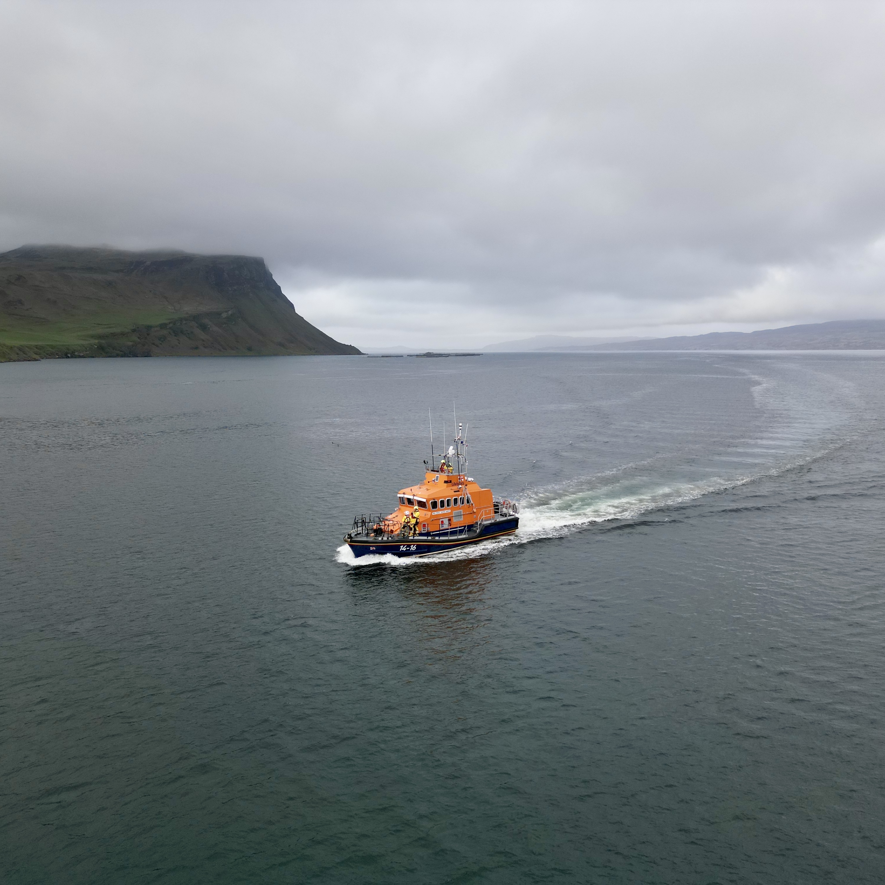 Portree RNLI lifeboat launches to casualty at Bonnie Prince Charlie ...