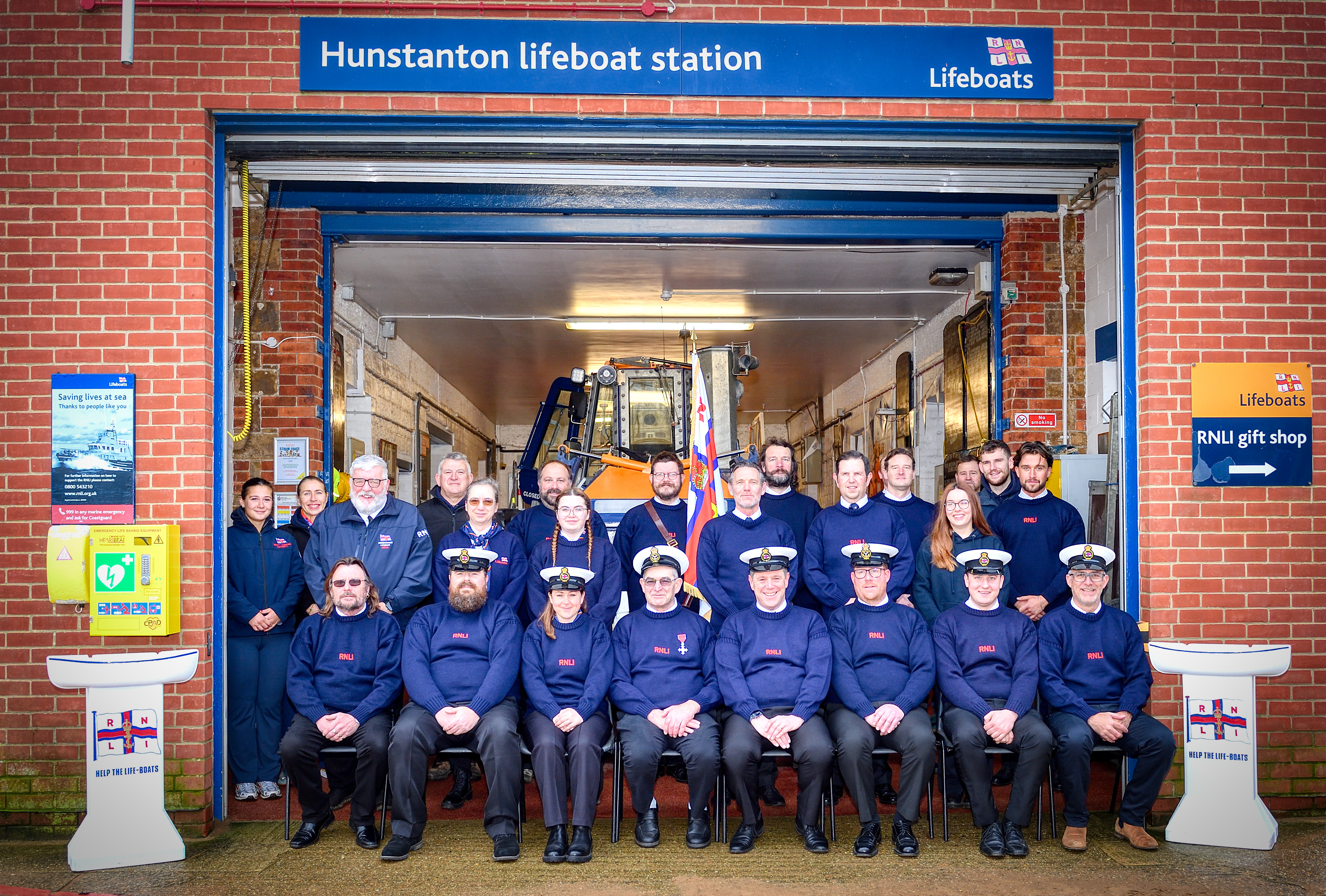 Well-deserved honour for Vic Dade after 47 years of service at ...