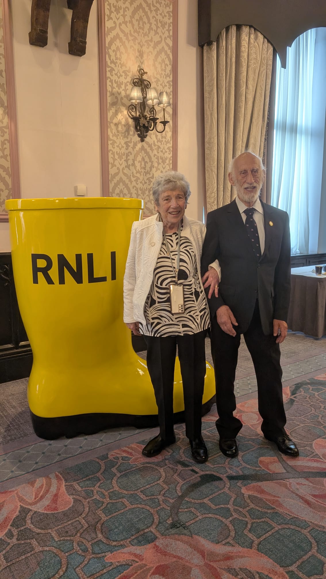 Couple celebrate combined 60 years of volunteering with Wexford RNLI | RNLI
