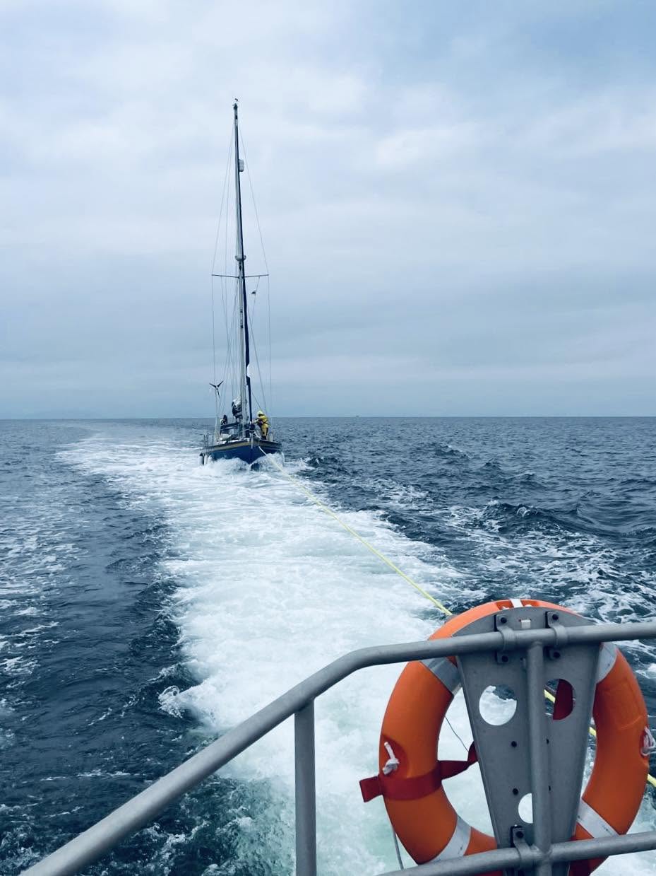 Troon RNLI lifeboat launches to yacht with machinery problems | RNLI