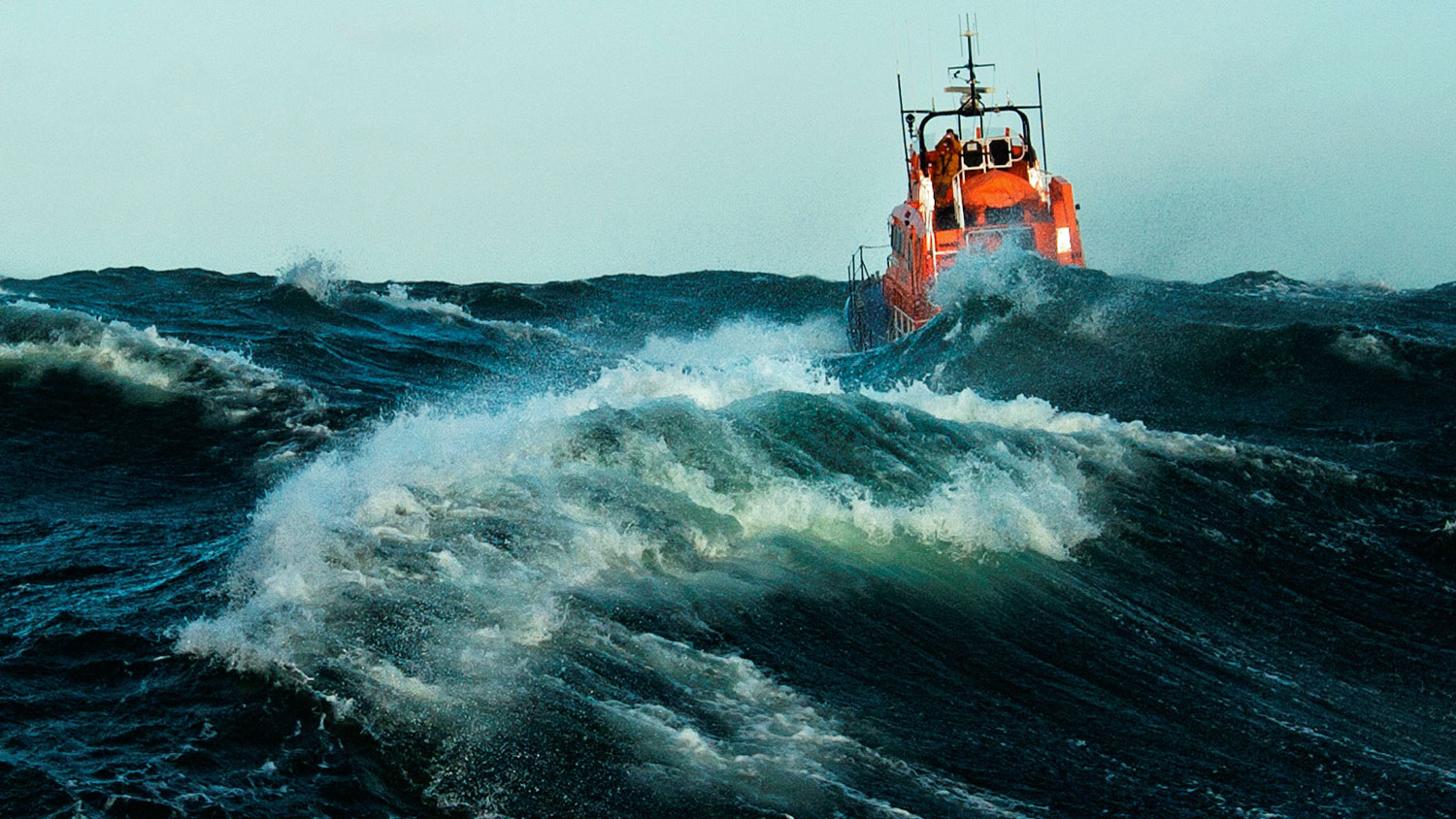 Storm drama in the Irish Sea