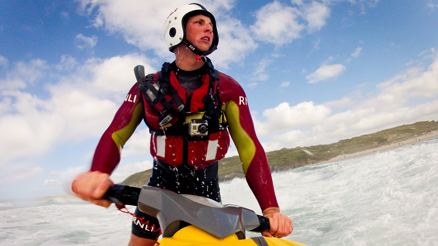 In a flash: Caught in a rip current